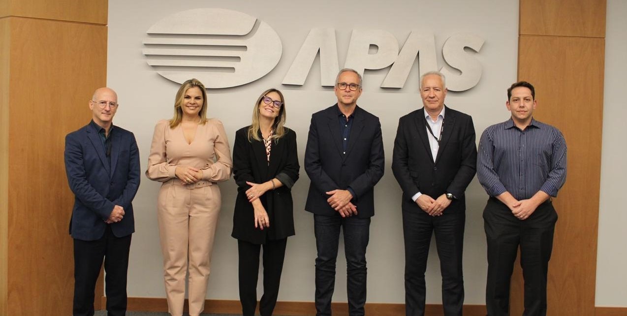 APAS, Apamagis e AMB discutem ações de combate à violência doméstica - APAS